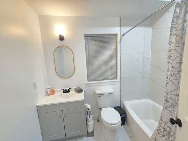 Large Group-friends Family Business-5bedroom 3bath Bound Brook Nj/nyc - ブリッジウォーター, NJ