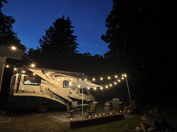 Cozy Rv In Lovely Marietta With Wifi - Finger Lakes, NY