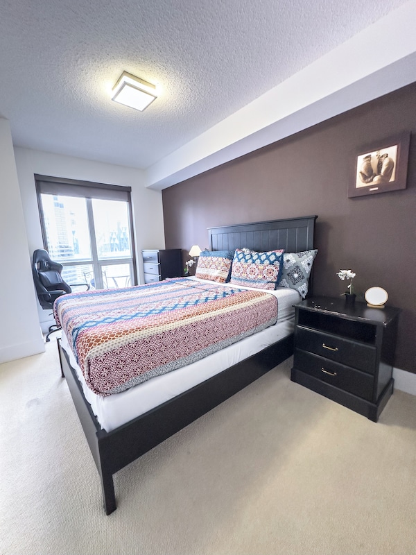 Executive 2 Washrooms 2 Beds Suite & Free Parking Near Cn Tower & Rogers Centre - Toronto