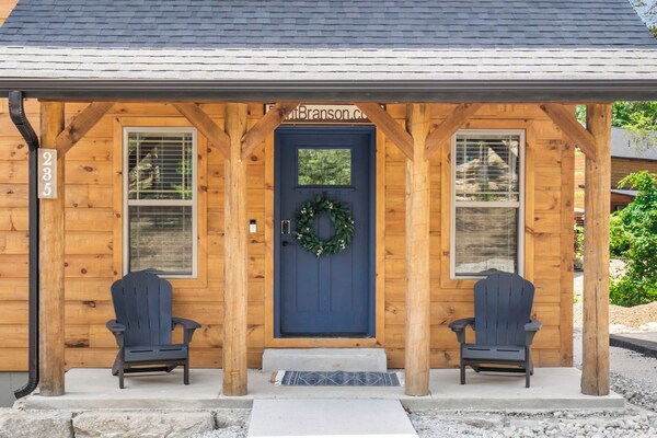 Private Hot Tub_premium Lodge_free Attraction Tickets_ Cmty Pools & Much More! - Branson, MO