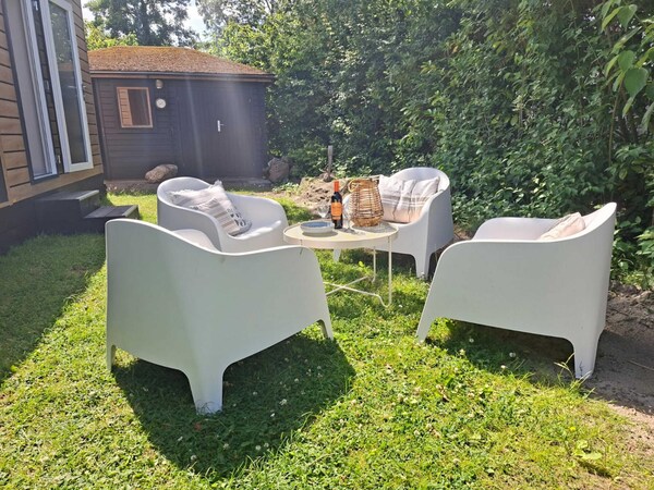 Beautiful Chalet Near The Beach, Next To The Sea - Ouddorp