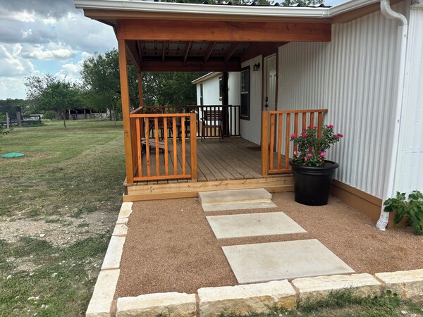 Cozy Remodeled Home, Only 8 Min. From Circuit Of The America & 20 Min.to Airport - Austin, TX