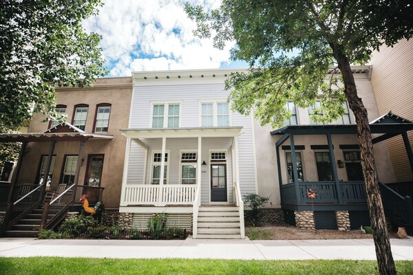 South Main Chalet- 2 Units W/roof Top Deck/fire Pit - Buena Vista, CO