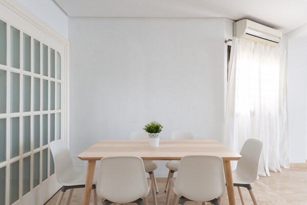 Beachfront House In Las Palmas With Terrace - Las Palmas de Gran Canaria