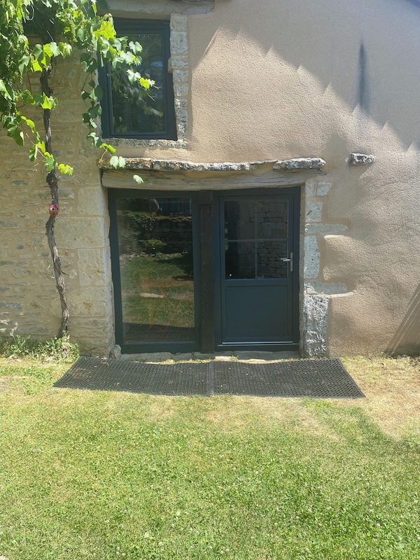 Cosy Gîte With Shared Pool - Domaine Du Gravier - Gramat - Lot
