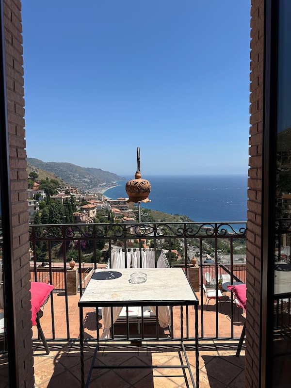 Isoco Garden - Taormina