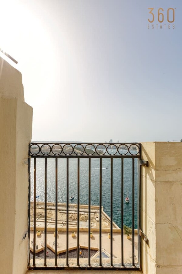 The Luxury View 2br Concept In Valletta ! - Valletta, Malta