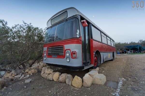 A One Of A Kind Bus Stay With Gorgeous Views - Malta