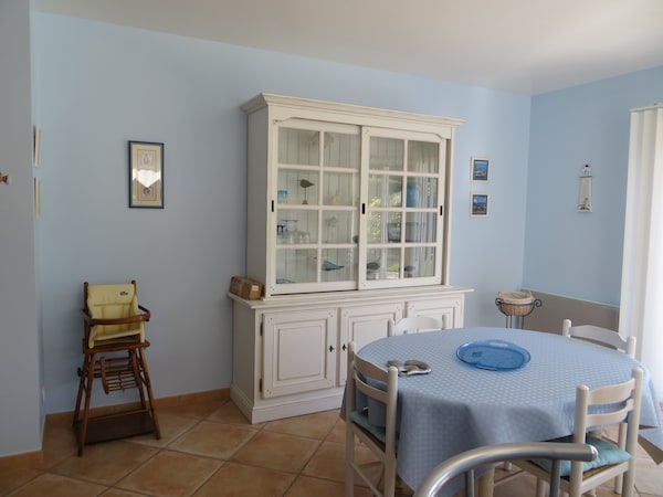 Charming 2-bedroom House With Wifi And Ac In Adorable Sérignan - Sérignan