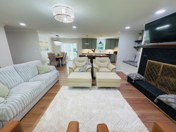 Escape To Bell Branch Place: Where Relaxation Meets Comfort - Cleveland, TN