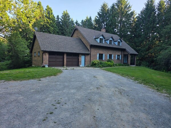 4br Luxury Cottage On 5 Acres In King City W/hot Tub, Sauna, Fire Pit &Pond. - Aurora