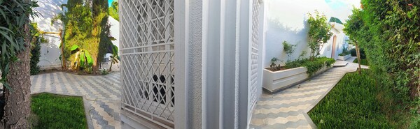 Private Pool Villa La Soukra Tunis 5 Bedrooms - Tunis