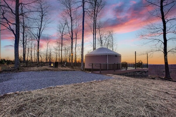 Adventure Abode - Hot Tub With A View! - Pensilvania