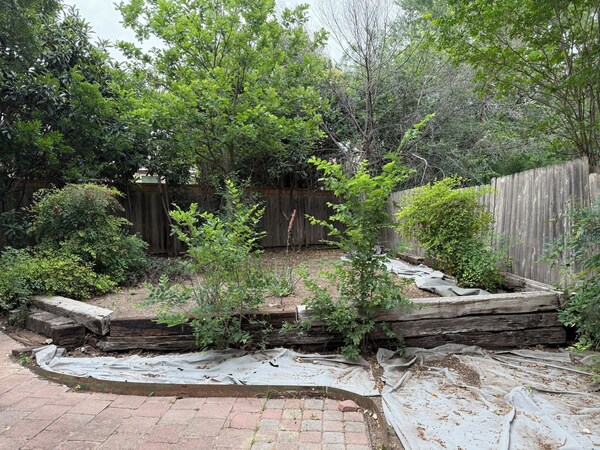 6 Beds 1 Story Home Gated By Utsa Pool Table - Helotes, TX