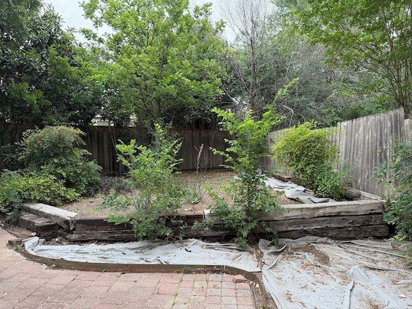 6 Beds 1 Story Home Gated By Utsa Pool Table - Helotes, TX