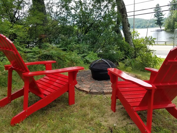 Historic Cabin Retreat - In Town And On The Lake! Minutes To Rail Trail - Saranac Lake, NY