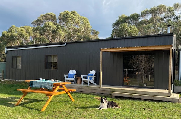 Man Cave With A Touch Of Lux... And An Open Fire. - Ballarat