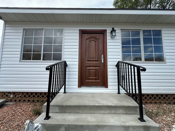 Charming 2-bedroom House Sleep 6 With Wifi In Ely - Ely, NV