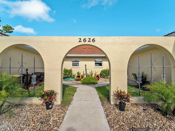 Newly Remodeled Villa On The Water, Sunset/scenery - Punta Gorda, FL