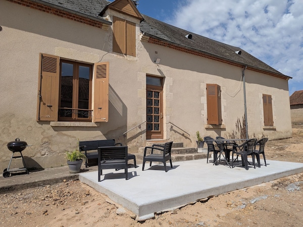 Cozy 4-person Cottage, Terrace, Near Loire - Châtillon-sur-Loire