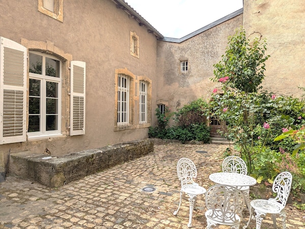Elegantes Haus Im Euvezin Schloss Mit Garten Und Privatem Parkplatz - Lac de Madine