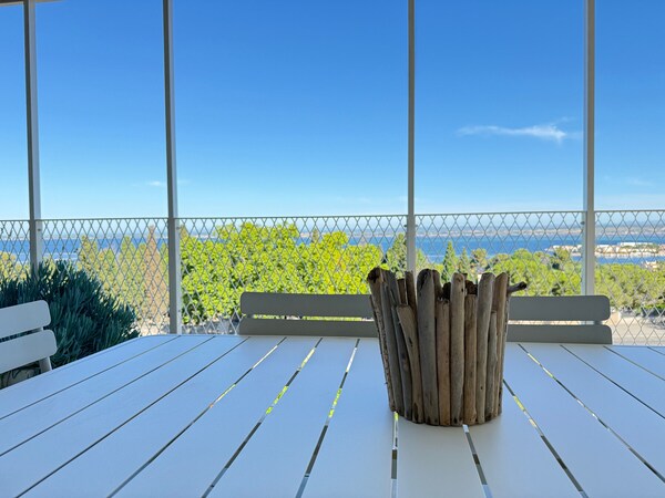 ÉLégant T2 Avec Terrasse à Sète, Parking Sécurisé - Mèze
