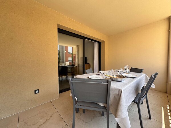 Appartement 3 Pièces Climatisé Avec Parking - Saint-cyr-sur-mer - Saint-Cyr-sur-Mer
