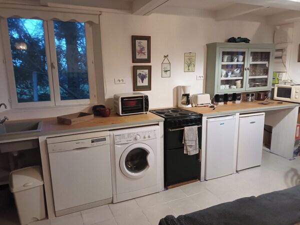 Charming Country House In Crédin, Near Pontivy. Sleeps 3, Peace And Quiet Guaranteed - Les Forges