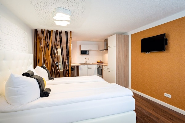 Zentrale Ferienwohnung Kassandra- Markt13- Hochwertiges Apartment - Rudolstadt - Rudolstadt