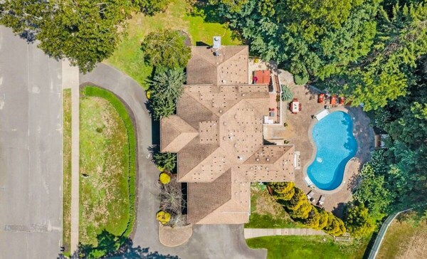 Exquisite Beachside Luxury Estate In Manasquan - Manasquan, NJ