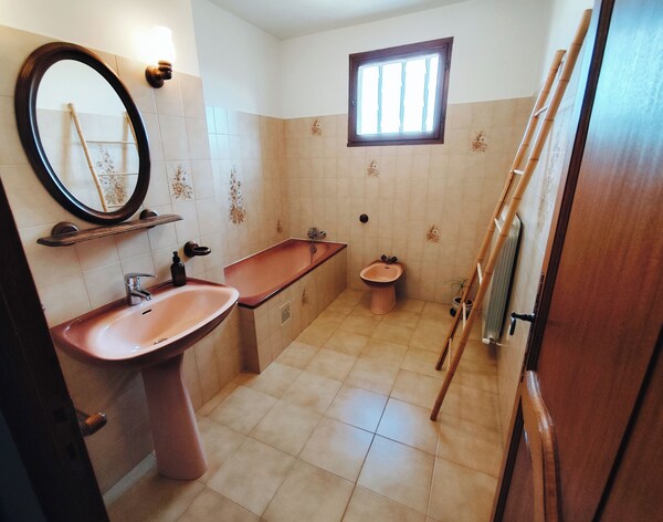 Charming Provencal Villa With Terrace And Garden, Near Avignon, Mont Ventoux - Carpentras