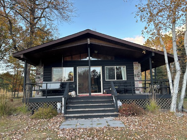 Cabin Located On The White Fish Chain Of Lakes.  3-bedroom Cabin In Cross Lake. - Breezy Point, MN