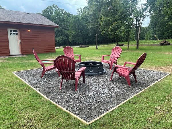 Sunstone Cabin By Ft. Gibson Lake  Modern Getaway With Firepit. Hot Tub Coming! - Cherokee Casino Fort Gibson