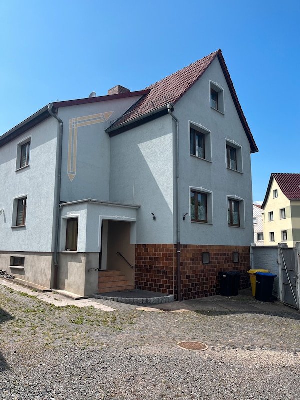 Ferienwohnung 'Veronika' Mit Gemeinschaftsgarten Und Wi-fi - Leinefelde-Worbis
