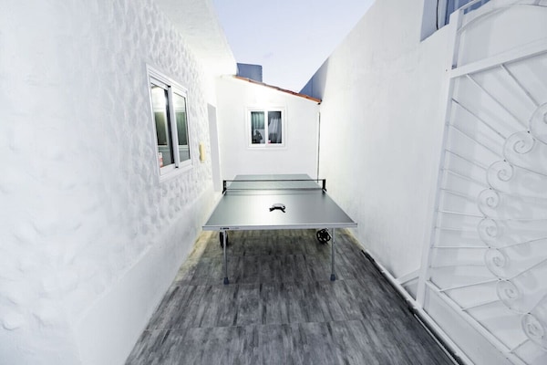 The Surf Villa 2 | Jacuzzi | Billards | Ping Pong - Los Cristianos