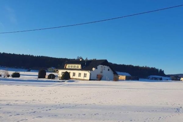 Cozy Rustic Vacation Home In The Bohemian Forest For Relaxation, Nature And Active Vacations - Breitenberg