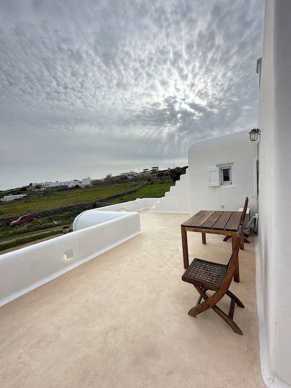 Villa In Marathi, 140sqm - 2bd -4p- Shisha Pl-party-private P-elenas Hospitality - Mykonos