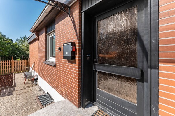Ferienwohnung 'Ostseeclick' Mit Privatem Garten Und Wi-fi - Damp