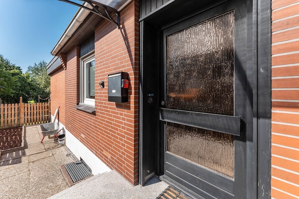 Ferienwohnung 'Ostseeclick' Mit Privatem Garten Und Wi-fi - Damp