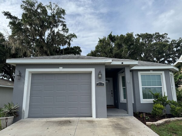 Charming 3-bedroom House With Ac, Wifi In Tranquil Winter Haven. Lake Access - Island In The Sky, Winter Haven