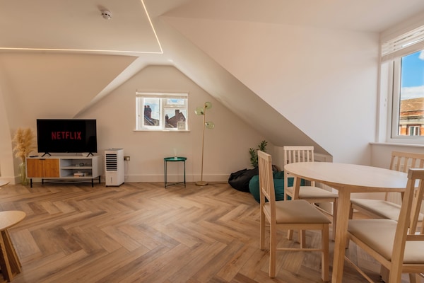 Luxury 3br Apartment Family Comfort & Style - Hounslow