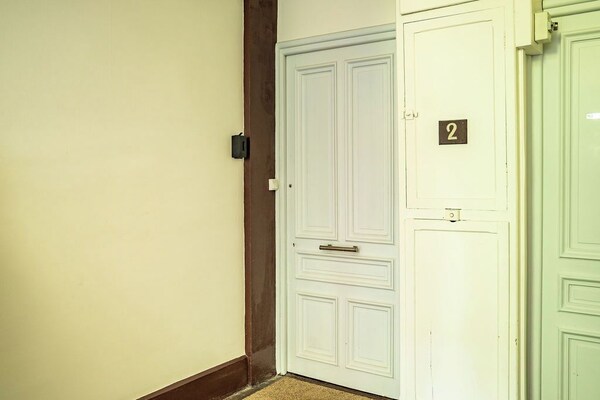Apt. Joli, Historical Building, 2 Bed Spacious And Central Apartment Sleeps 4 - Saint-Gervais-les-Bains