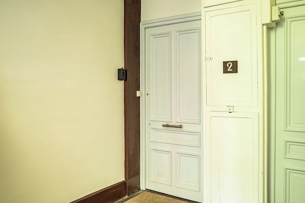 Apt. Joli, Historical Building, 2 Bed Spacious And Central Apartment Sleeps 4 - Saint-Gervais-les-Bains
