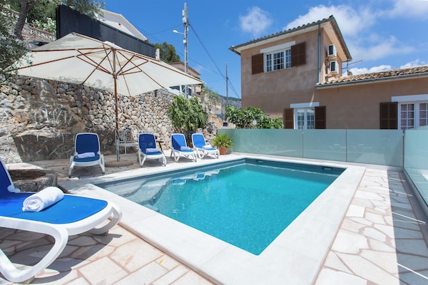 Fantastic Apartment Casa Paquiwith Sea View, Mountain View & Wi-fi - Deià