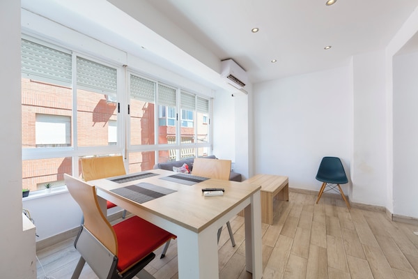 Apartment 'Calle Jaul' With Wi-fi And Air Conditioning - 알메리아