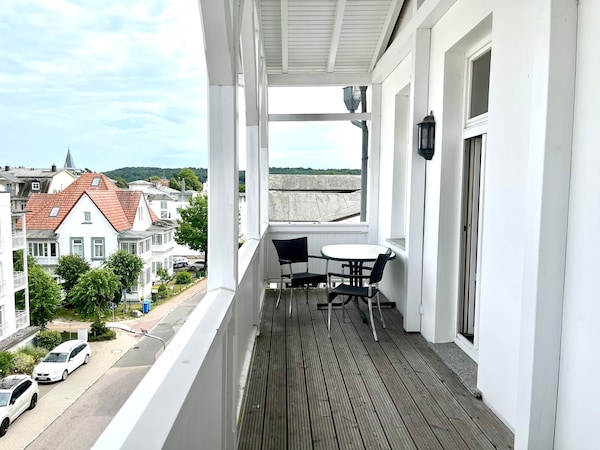 Pension Haus Edelweiß - Large Vacation Apartment No. 20 - Binz