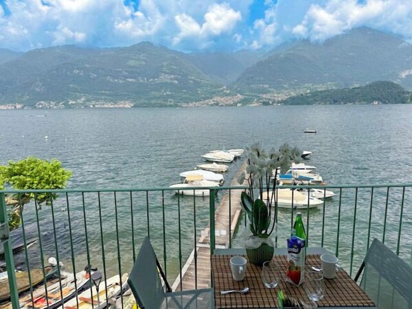2-room Apartment With Large Balcony In Direct Lakeside Location - Bellagio