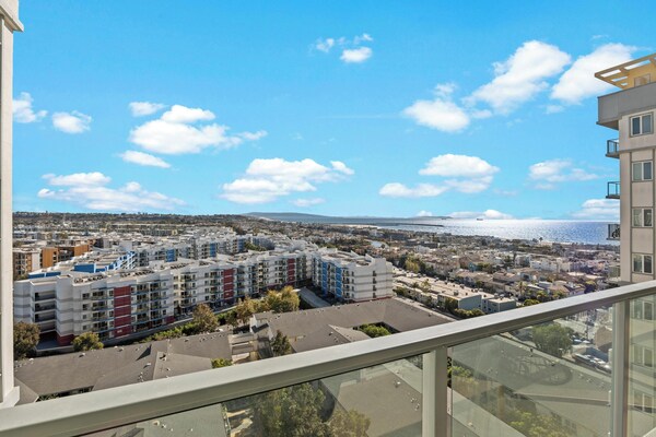 Pacific Chic - Luxury 1bd With Breezy Coastal Vibe - Venice Beach