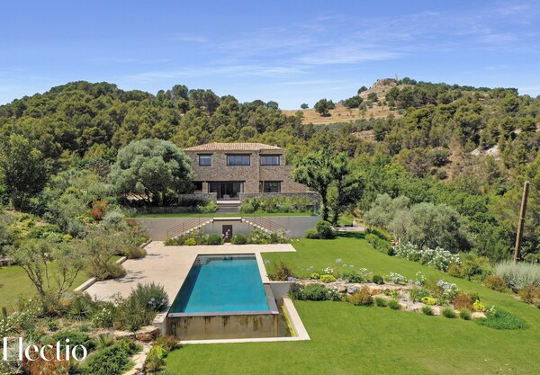 Domaine Bellevue | Ste-victoire View, Pools & Cinema - Pertuis