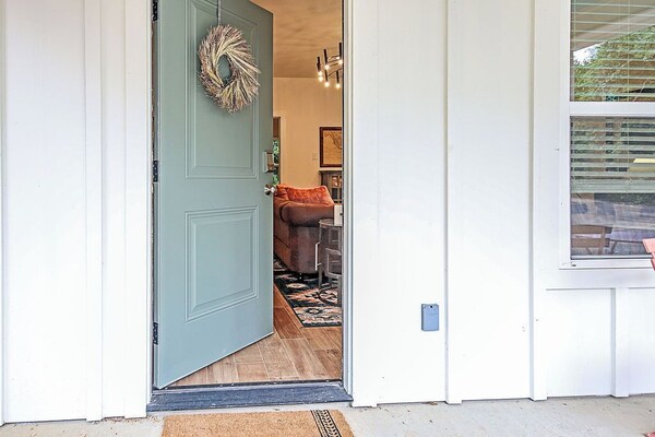 Wildwood Cottage/3 Blocks From Downtown Nac/king Bed/wifi/covered Parking - Nacogdoches, TX